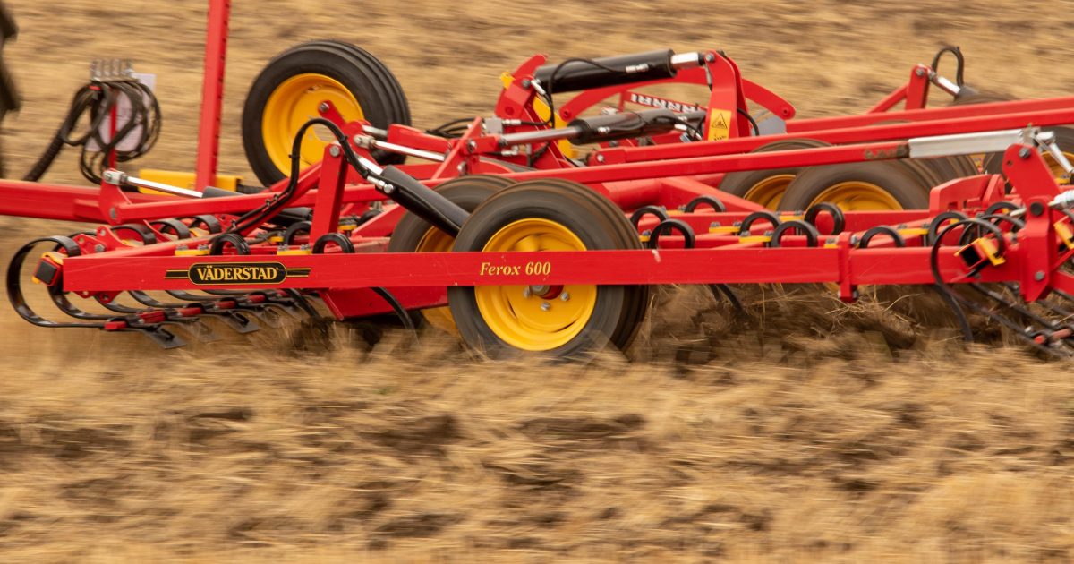 Maskin møter jord | Norsk Landbruksrådgiving